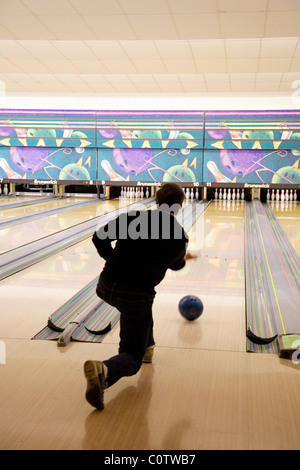 Men ten pin bowling, England, UK 1962 Stock Photo - Alamy