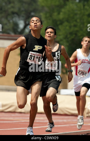 Boys race towards finish line in the championship heat of the 100-yard ...