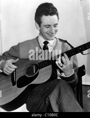 LONNIE DONEGAN (1931-2002) UK skiffle musician about 1962. Photo: Tony ...