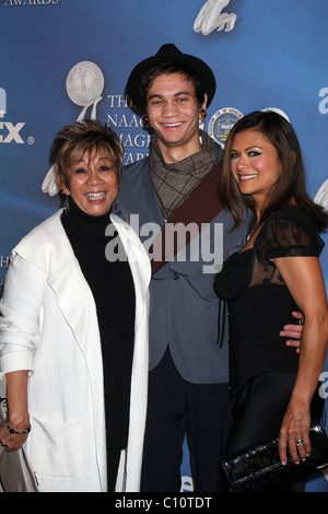 Nia Peeples with her mother Elizabeth Peeples and son Christopher ...