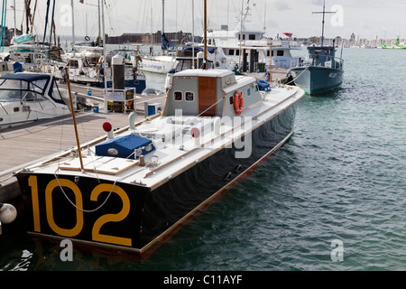 An RAF High Speed Launch, HSL 102, participating in the Queen's Diamond ...