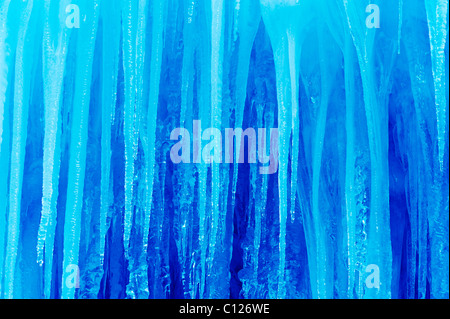 Frozen waterfall. Icicles structure Stock Photo - Alamy