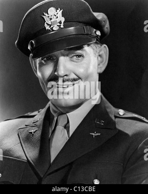 Captain CLARK GABLE World War II military officer portrait, 10/28/43 ...
