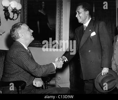 Franklin D. Roosevelt and President Edwin Barclay of Liberia Stock ...