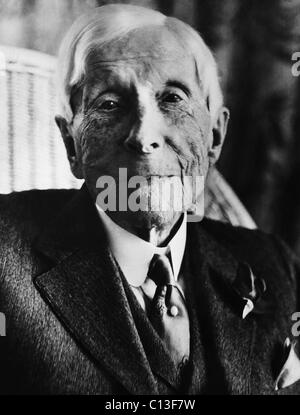 Rockefeller Family. Industrialist John D. Rockfeller Sr., circa mid ...
