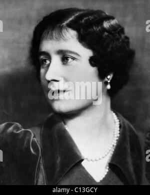 Queen Elizabeth (1900-2002), the former Duchess of York, Queen of the ...