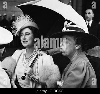 FDR Presidency. First Lady Eleanor Roosevelt watching US President Franklin Delano Roosevelt ...