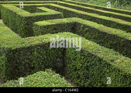Labyrinth, Schoenbrunn Palace Park, Vienna, Austria, Europe Stock Photo ...