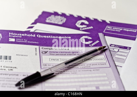Household questionnaire form for 2011 census in delivery envelope UK ...