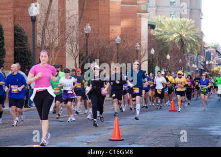 Crowd running in street Stock Photo - Alamy
