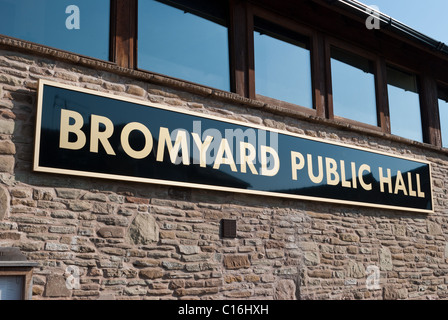 historic building in bromyard herefordshire Stock Photo - Alamy