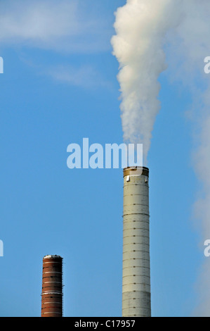 Exhaust gas stack from a furnace, Rheinland Raffinerie-Werk Nord, Shell ...