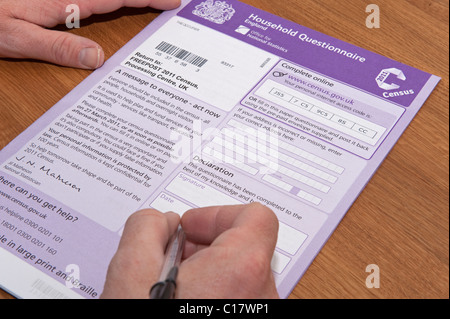 United Kingdom 2011 Census - Household Questionnaire form for England ...