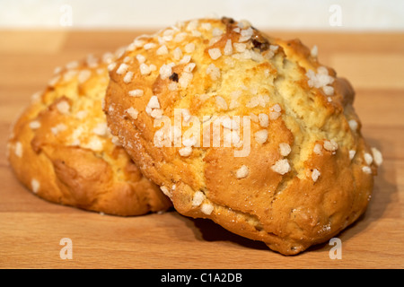 paris bun cheap filling buns with sugar on top produced specifically in ...