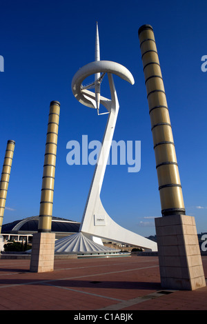 Lamps and Tower by Santiago Calatrava. Plaza Europa. Barcelona. Spain ...