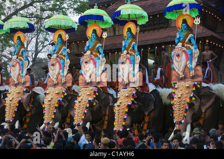 Kudamattam competition, Thrissur Pooram festival, Thrissur, Kerala ...