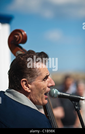 Street entertainers and musicians at Whitby in North Yorkshire Stock ...