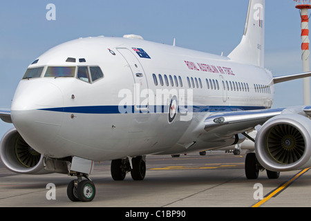 Royal Australian Air Force VIP Aircraft - 34 SQN - Boeing 737 BBJ A36 ...
