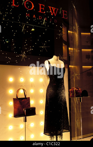 Loewe Shop on Avenue Montaigne, Paris, France Stock Photo - Alamy