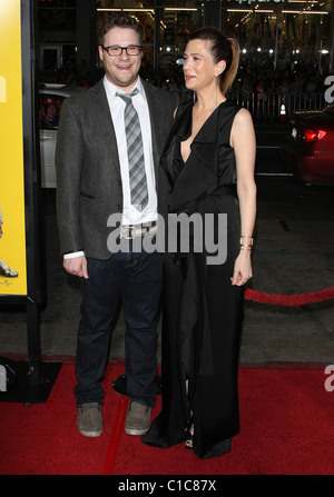 SETH ROGEN KRISTEN WIIG PAUL. THE AMERICAN PREMIERE UNIVERSAL PICTURES ...