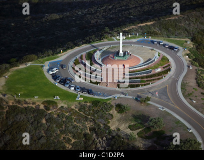 USA, California, La Jolla. The Cross at Mt. Soledad National Veterans ...