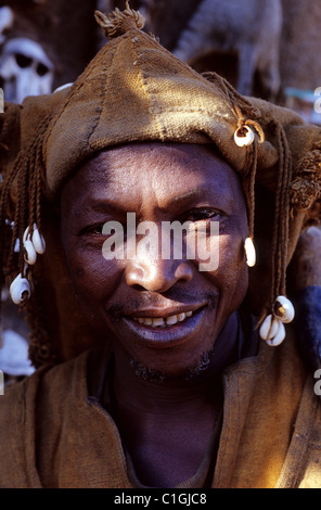 Mali. Sahel. Dogon Land. Hunter and animist healer. Cliffs of ...