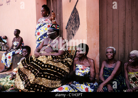 Benin, Agboli area, the king Agbo Dedjlani, King of Abomey Stock Photo ...