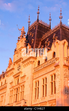 Palace of Culture in Iasi Romania . Stone staircase and castle Stock ...