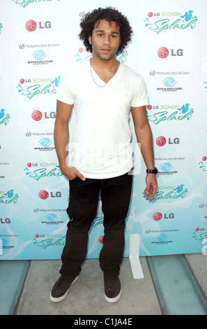 Corbin Bleu LG Mobile Phones and Hayden Panettiere host the LG Xenon ...