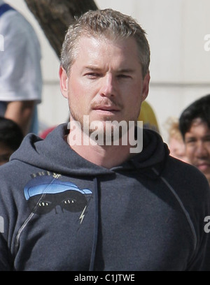 Eric Dane arrives for the first game of the NBA National Championship ...