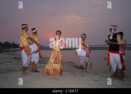 Bihu dance, folk dance of Assam, Assam Stock Photo - Alamy