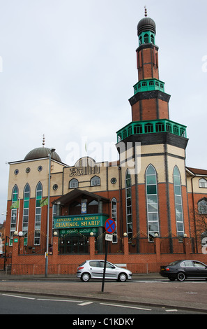 Central Jamia Mosque Ghamkol Sharif building on Golden Hillock Road at ...