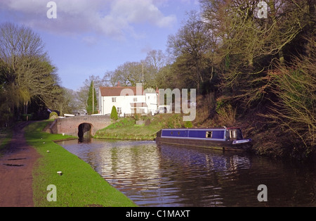 Hyde lock on the Staffordshire and Worcestershire canal near Kinver ...