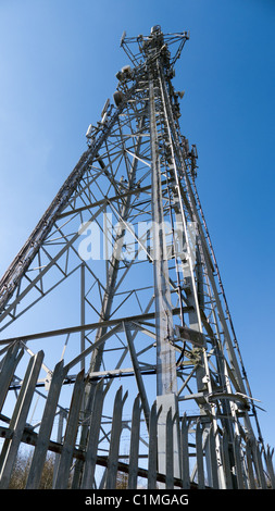 Radio mast at Oldham Edge, Lancashire Stock Photo - Alamy