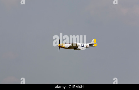 World War II era fighter plane in flight side view Stock Photo - Alamy
