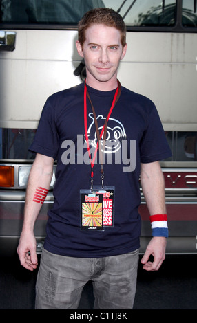 Seth Green Adult Swim Presents: 'Robot Chicken's Skate Party Bus Tour ...