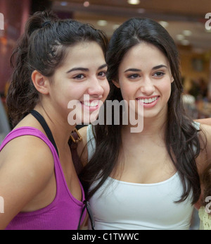 Jeanine Mason and sister Alexis Mason 'So You Think You Can Dance ...
