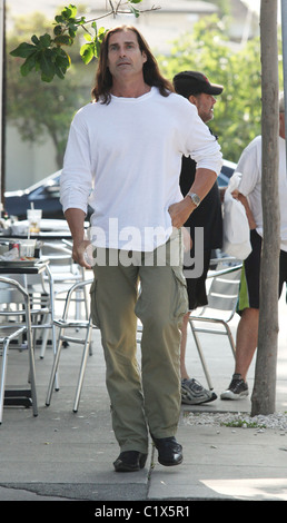 Italian fashion model Fabio Lanzoni has lunch with friends at La ...