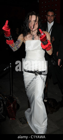 Big Brother 10 contestant Angel McKenzie leaving the Buddha Bar ...