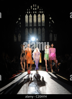 Models 25th Anniversary London Fashion Week Spring/Summer 2010 - House ...