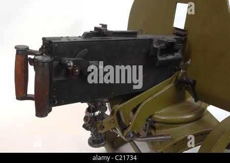 Russian Maxim m1910 medium machine gun on sokolov wheeled mounting ...