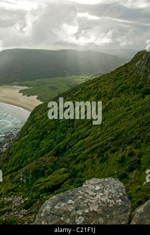 New Zealand, Purakaunui Bay at cloudy sunrise Stock Photo - Alamy