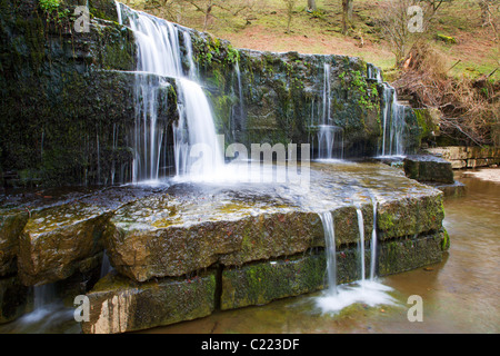 Waterfall, River Nidd near Lofthouse, Upper Nidderdale, Yorkshire Dales ...