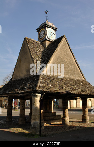 Buttercross, Witney, Oxfordshire, UK Stock Photo - Alamy