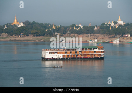 Boat on a water in sagaing, presumably the Irrawaddy river; At Saigaing ...