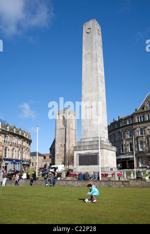 Harrogate, St Peter's Church and War Memorial 1927 Stock Photo - Alamy