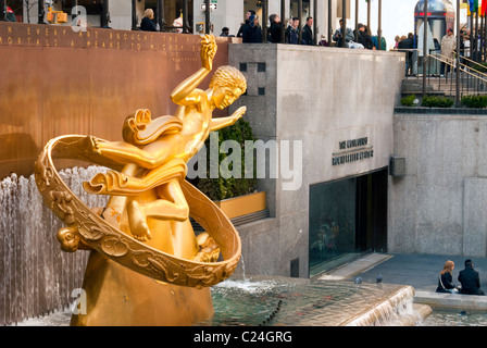 the golden statue at the fountain in Rockefeller Center 5th Avenue New ...