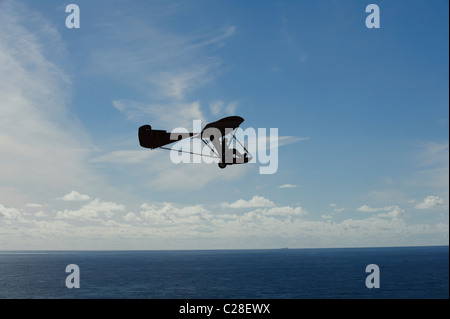 Manned Glider over the ocean at the Torrey Pines Glider Port near San ...