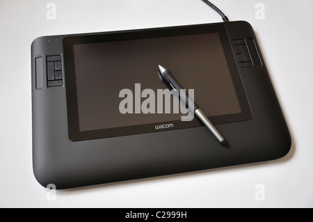 Wacom Cintiq 12WX Pen Display graphic tablet Stock Photo - Alamy