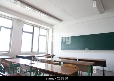 empty classroom without people Stock Photo - Alamy